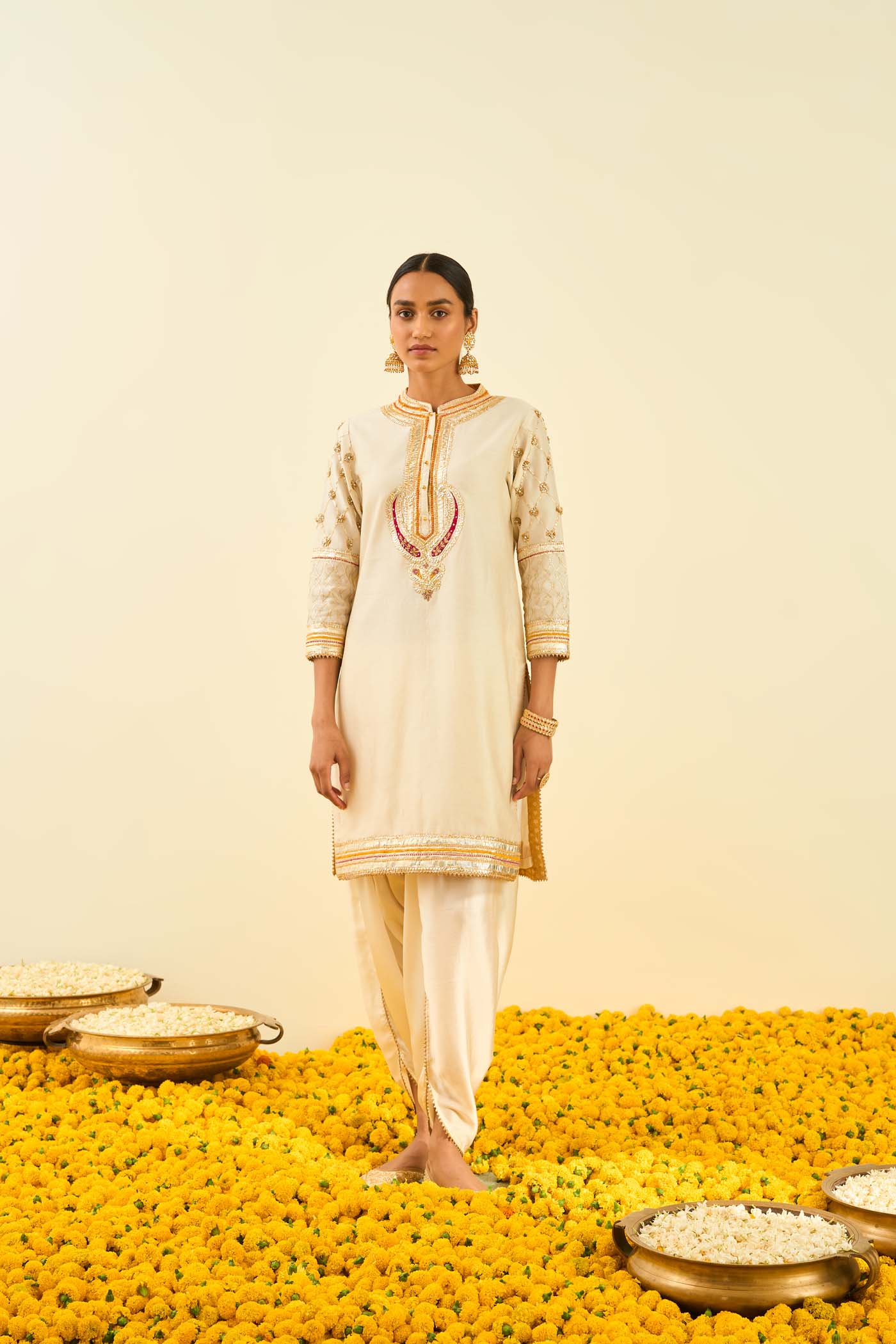 Aminah Daisy Ivory Kurta with Dhoti – almastejani